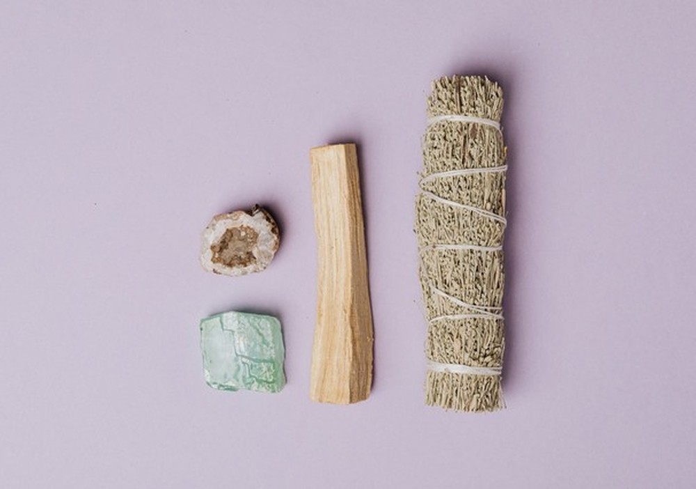 Palo Santo: o que é? Quais são os benefícios? Como usar?