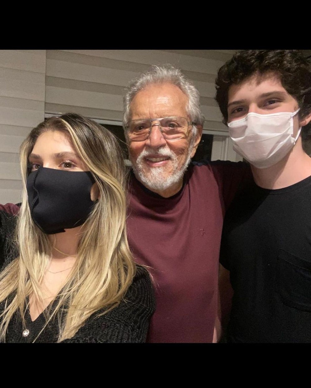 Mafe Nóbrega, a caçula de Carlos Alberto, faz sucesso como influencer