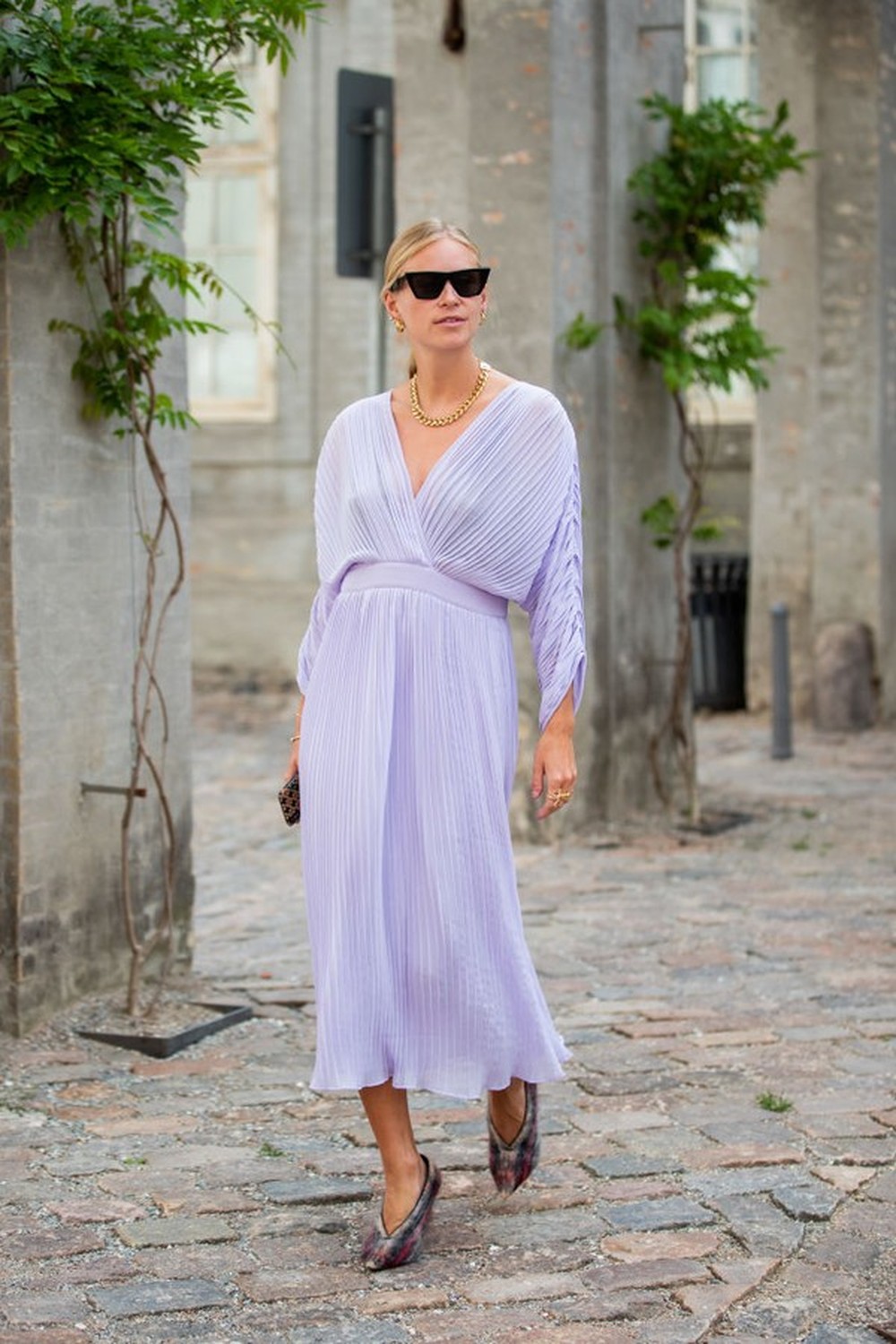 Lavanda: inspire-se nesta seleção de looks com a cor queridinha da estação