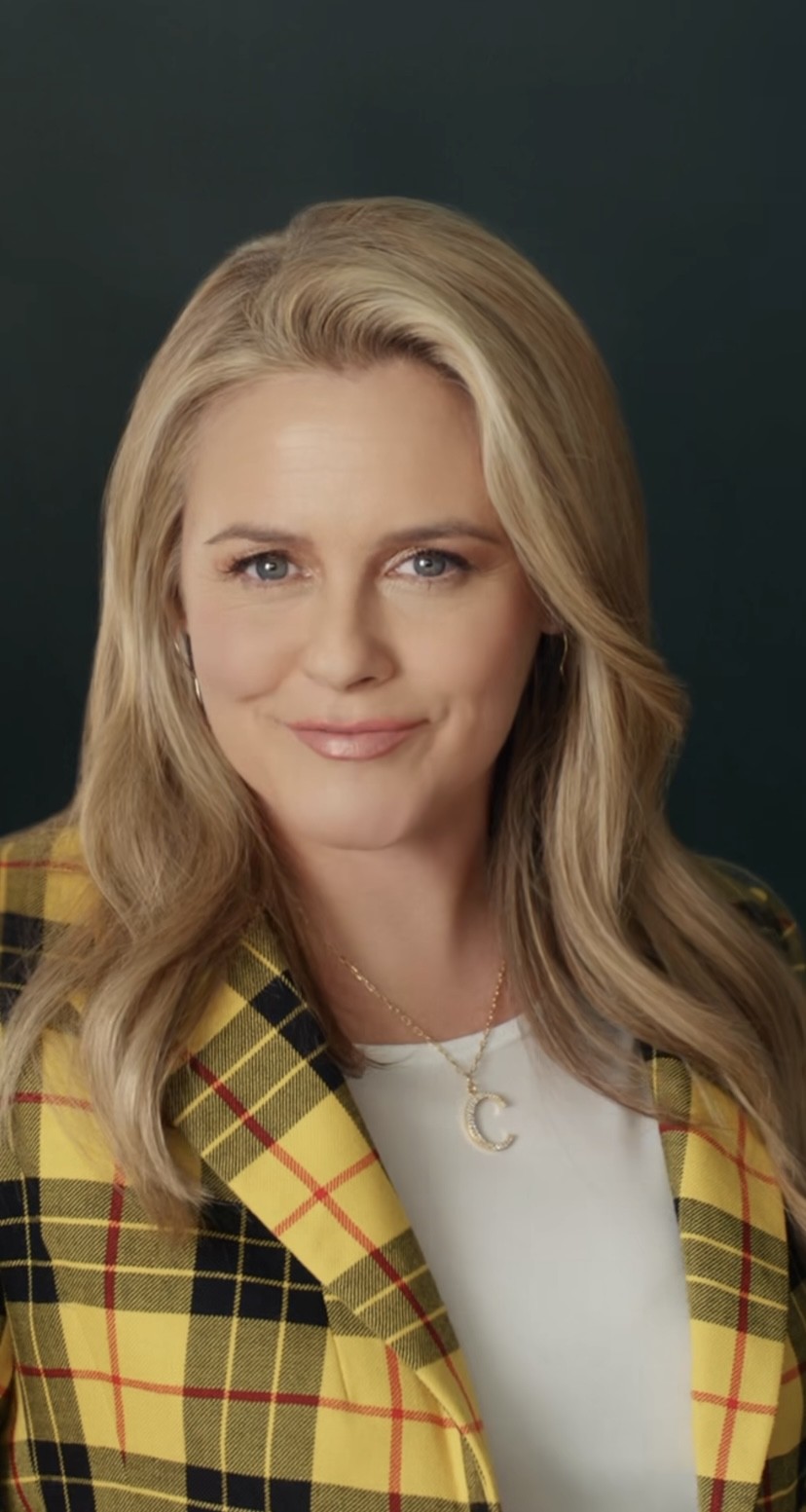 Após 28 anos, Alicia Silverstone usa figurino de 'As Patricinhas de ...