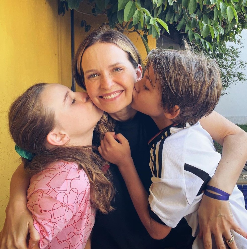 Fernanda Rodrigues fala sobre volta às novelas, analisa os 40 anos de ...