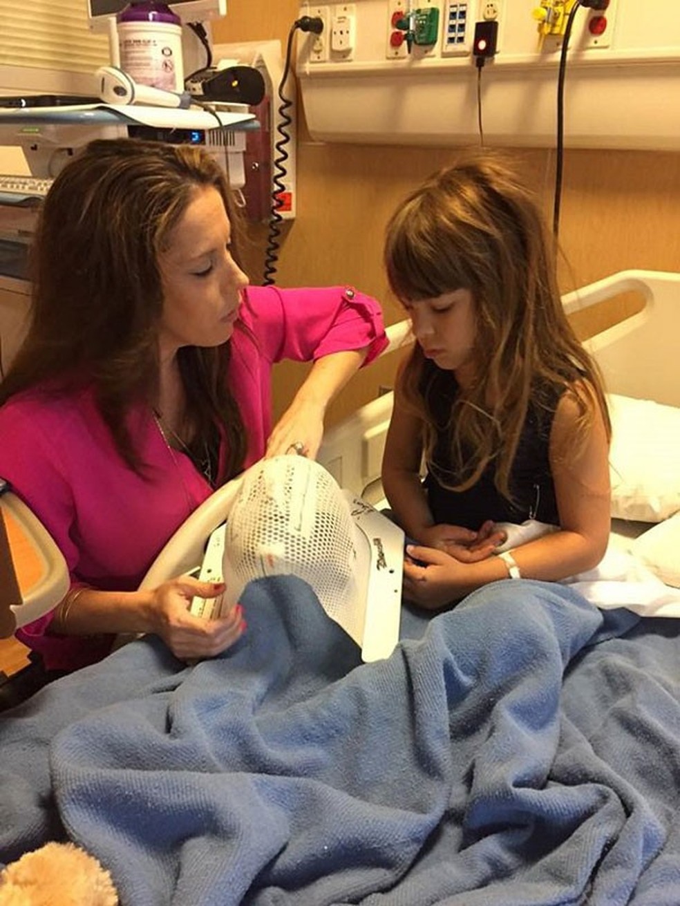 Tia faz homenagem emocionante à sobrinha que morreu de câncer aos 7 ...