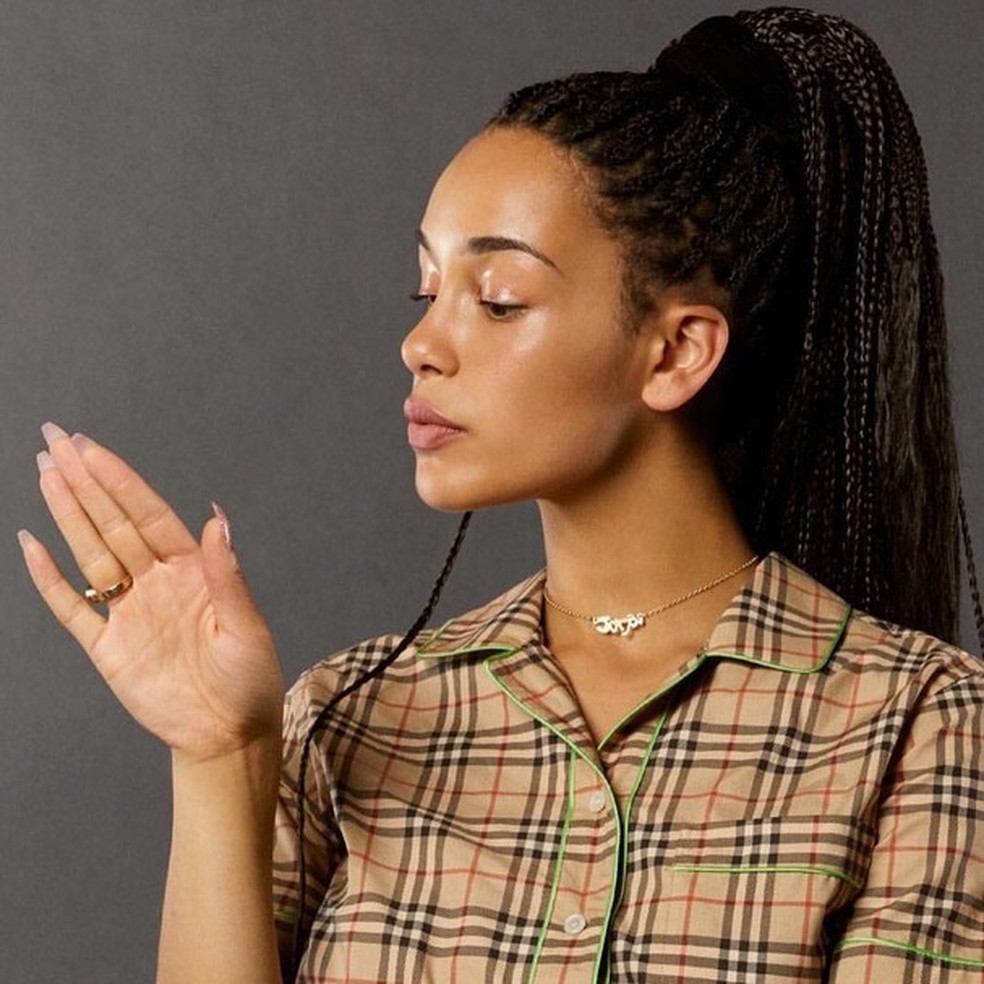 10 vezes que quisemos copiar os makes de Jorja Smith