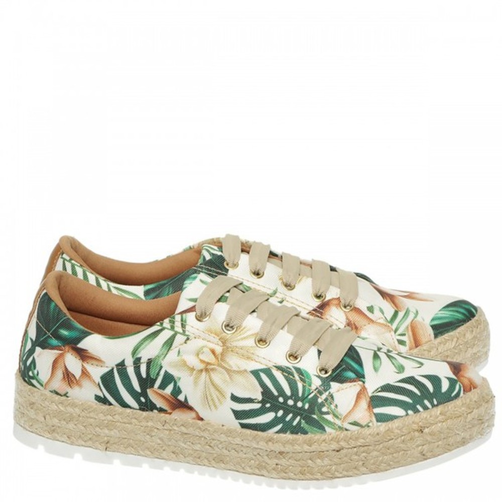 Constance lança verão 2019 - e tem até tênis do papai!