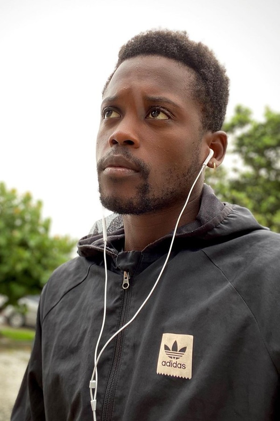 Ator Maicon Rodrigues reflete sobre racismo institucional na música