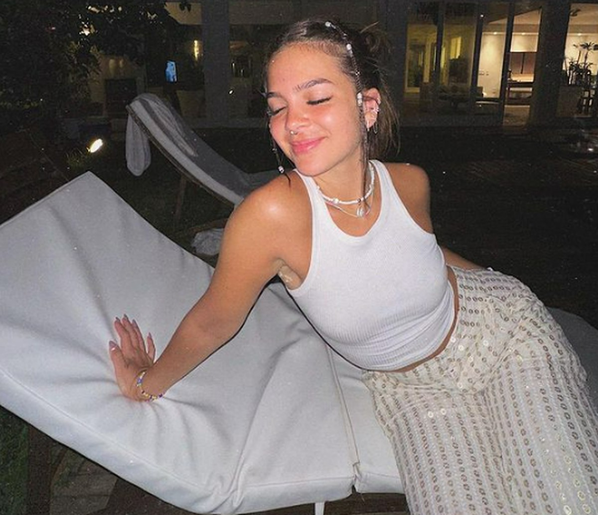 Mel Maia posa poderosa em novas fotos e namorado se derrete: 'Tão linda'