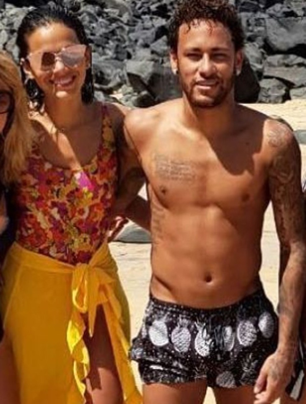 Bruna Marquezine se declara a Neymar com texto no Instagram