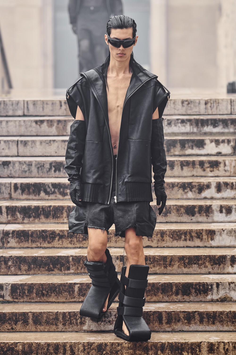 Opium, a tendência de moda que bate de frente com o Quiet Luxury