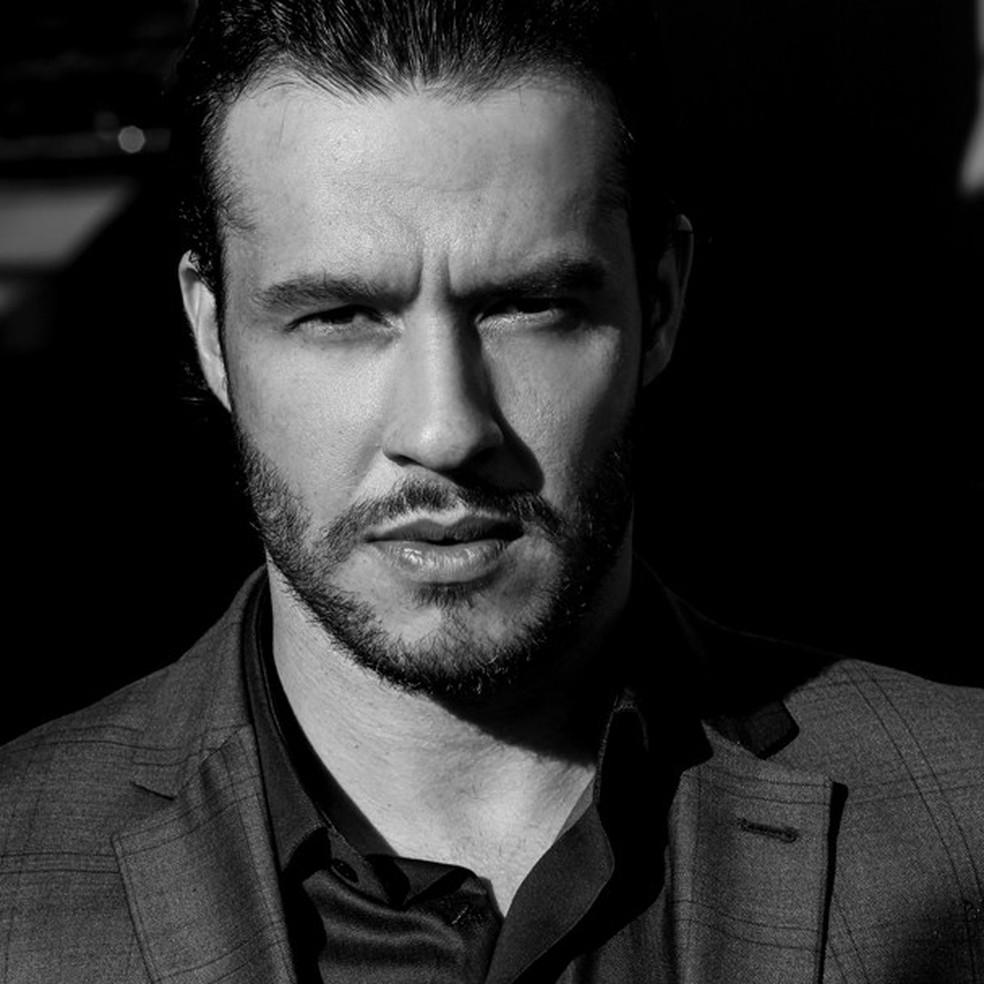 Nando Rodrigues fala sobre namoro de seu personagem com mulher mais ...