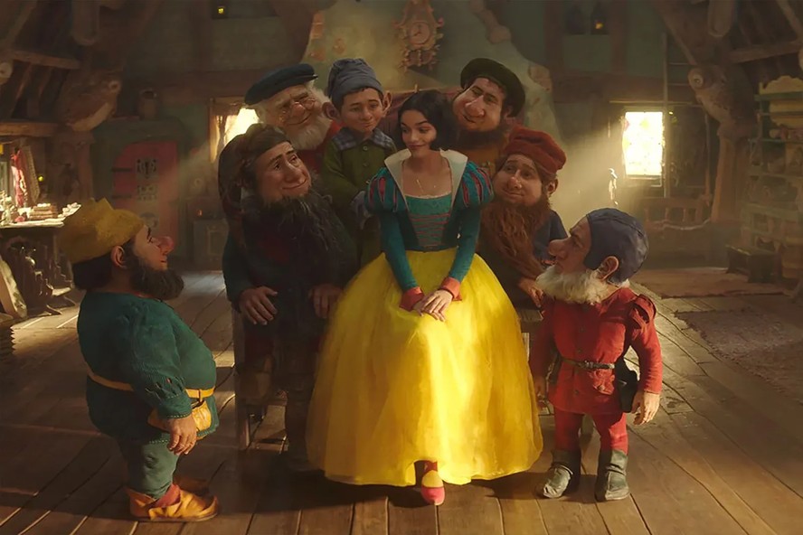 'Branca de Neve': trailer e primeiras imagens de Rachel Zegler e Gal ...