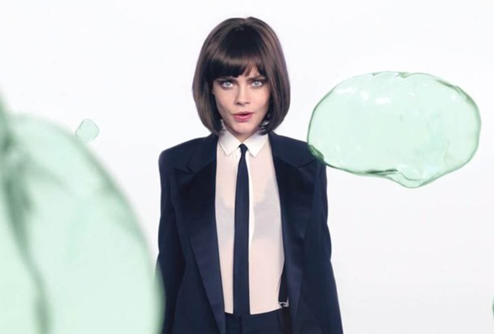 Cara Delevingne lança seu primeiro single; Assista ao clipe