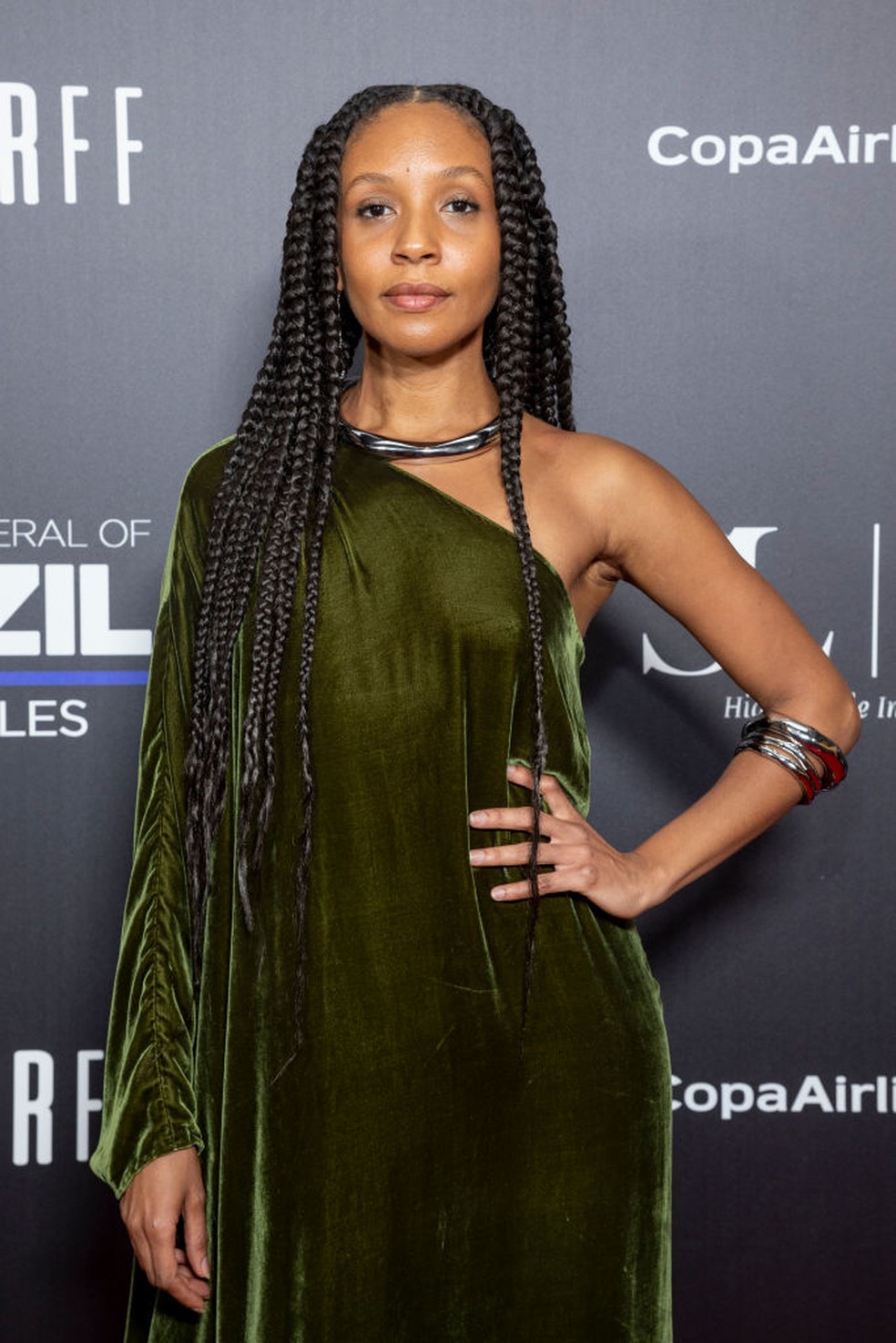 Marco Pigossi e Marco Calvani prestigiam tapete vermelho internacional