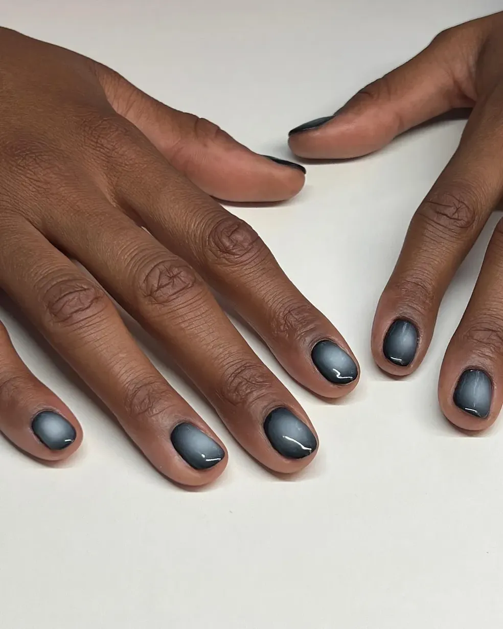Nail art degradê: aprenda o passo a passo de como fazer e veja inspirações