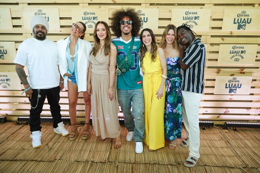 Por dentro da pré-estreia do Corona Luau MTV com L7nnon e Marcelo Falcão