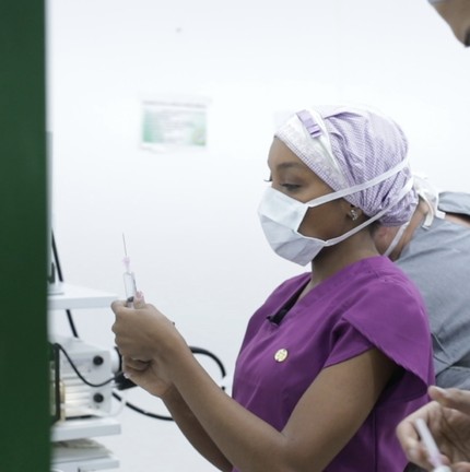 Thelma Assis volta a atuar como médica em ação especial: 'Profissão que ...