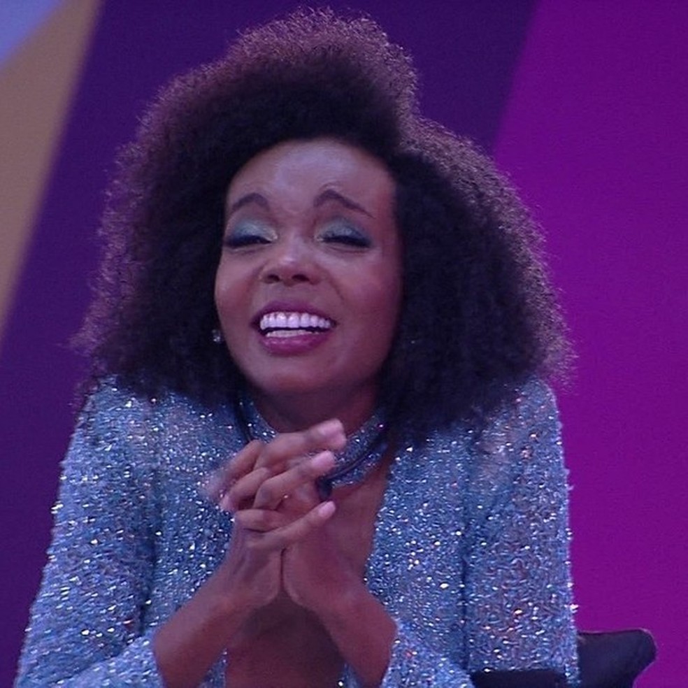 Veja reação de Dona Yara, mãe de Thelma, após vitória da filha