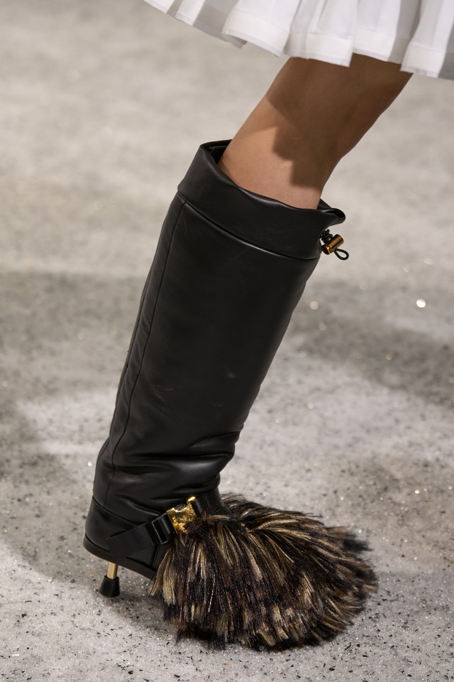 10 tendências de sapatos para a temporada, segundo as passarelas