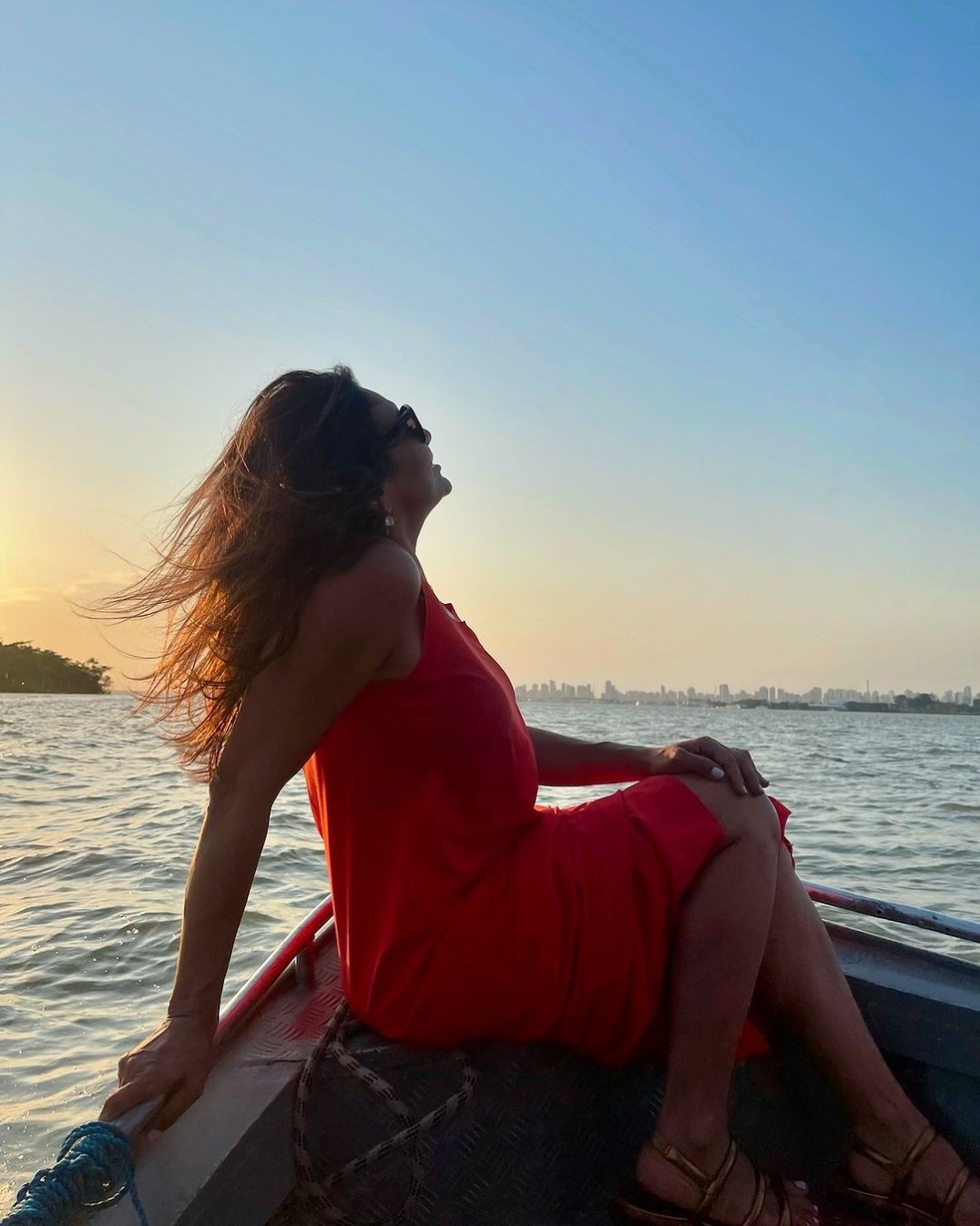 Dira Paes registra passeio de barco em Belém do Pará: 'Tudo aqui é ...