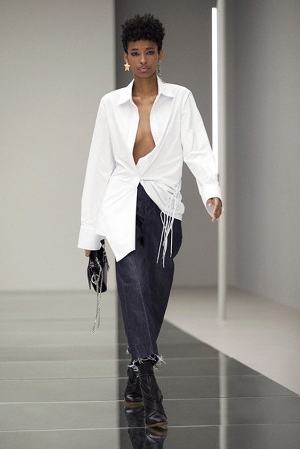 Neotop: conheça Ana Flávia, 1ª negra a vencer concurso da Ford Models