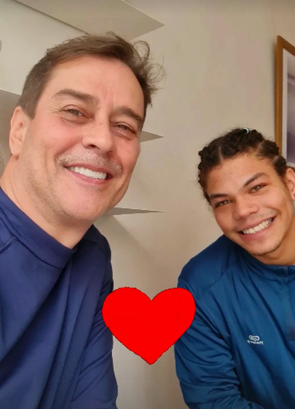 Marcello Antony posta foto rara com o filho Francisco, de 21 anos