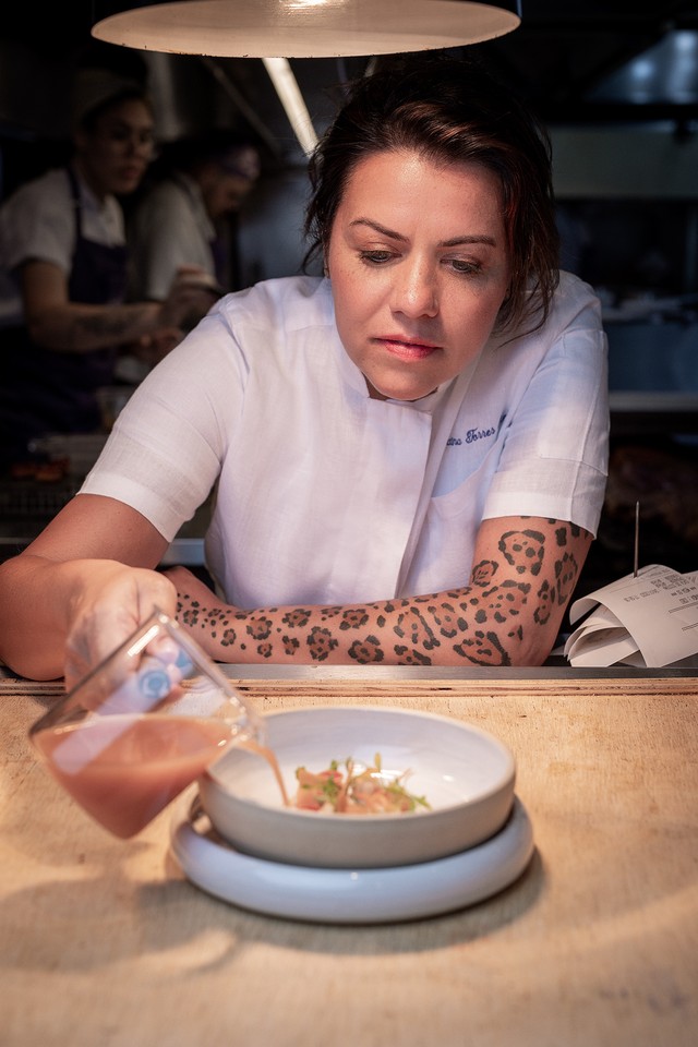 Janaína Torres Rueda é eleita a melhor chef mulher do mundo