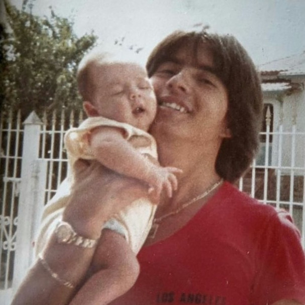 Sandy mostra clique raro com Xororó