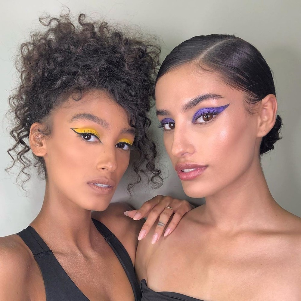 Delineador colorido: 7 maneiras de usá-lo na maquiagem