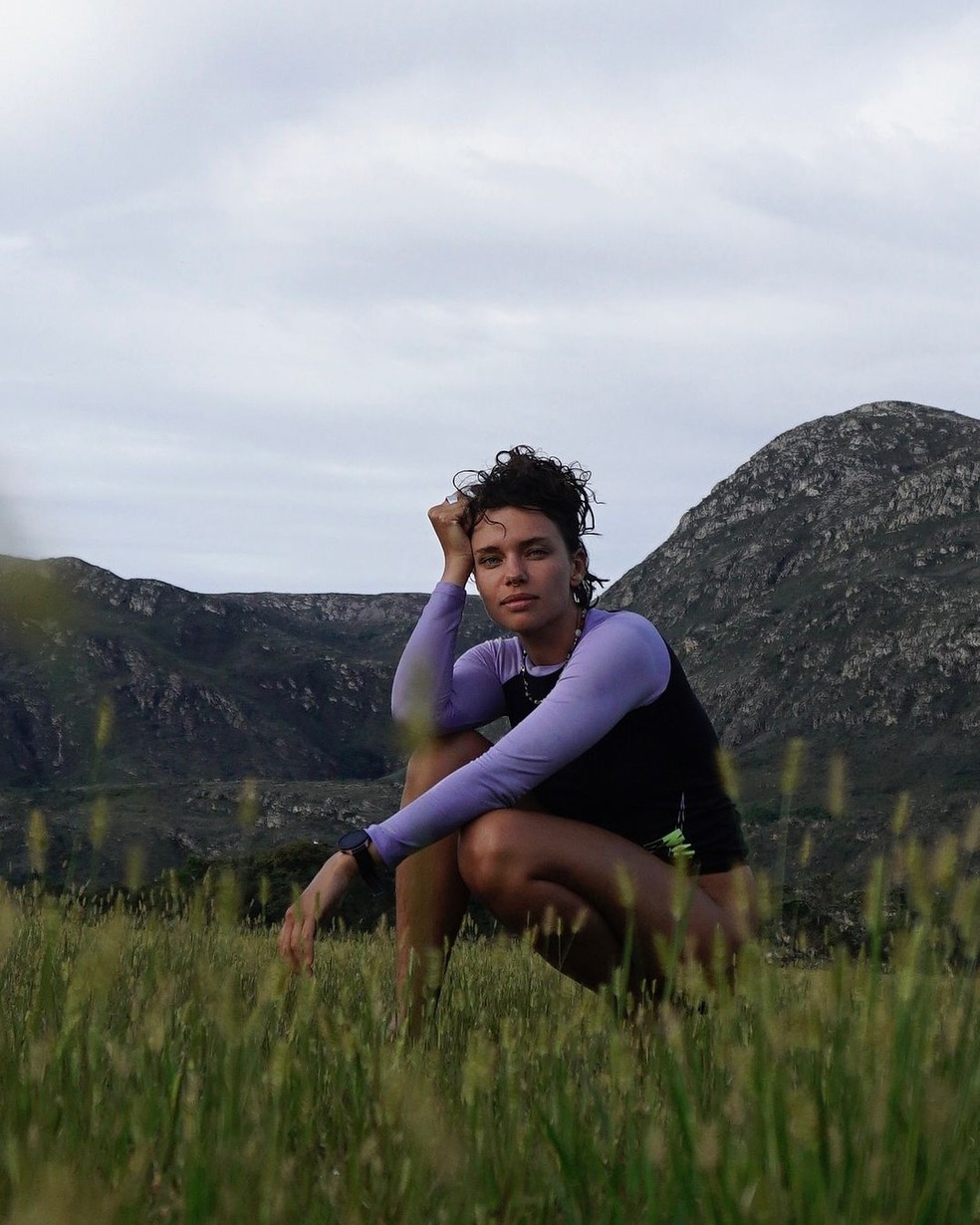 Bruna Linzmeyer entra no clima olímpico e se arrisca em acrobacias ...