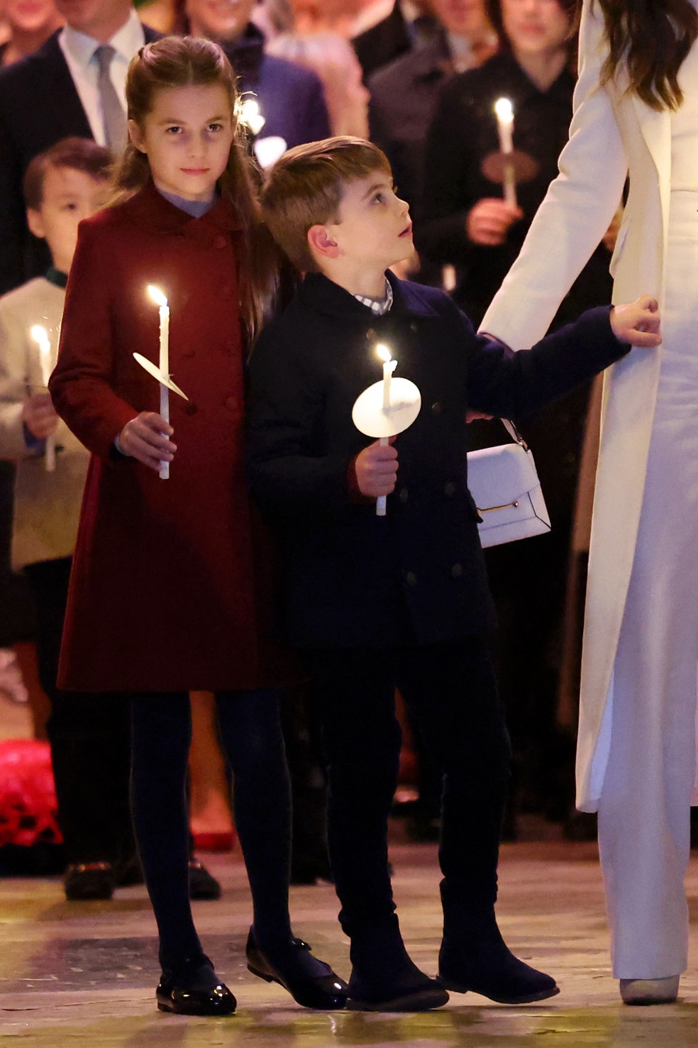 PRÍNCIPE LOUIS ROUBA A CENA AO APAGAR A VELA DA IRMÃ CHARLOTTE NO ...