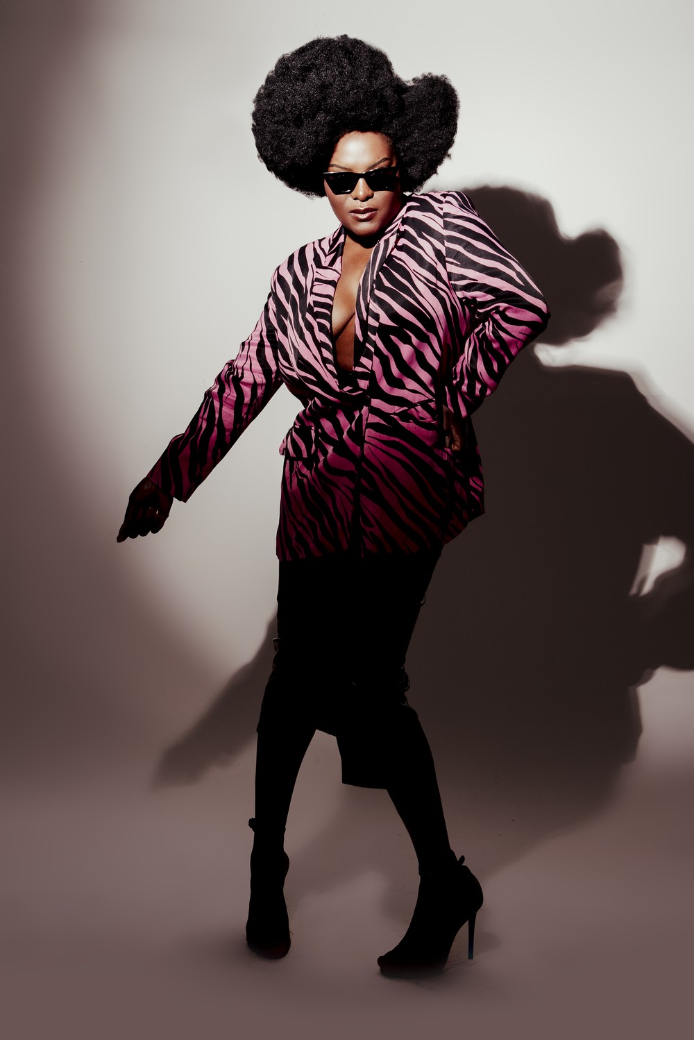 Karin Hils reflete sobre começo com o Rouge, representatividade e ...