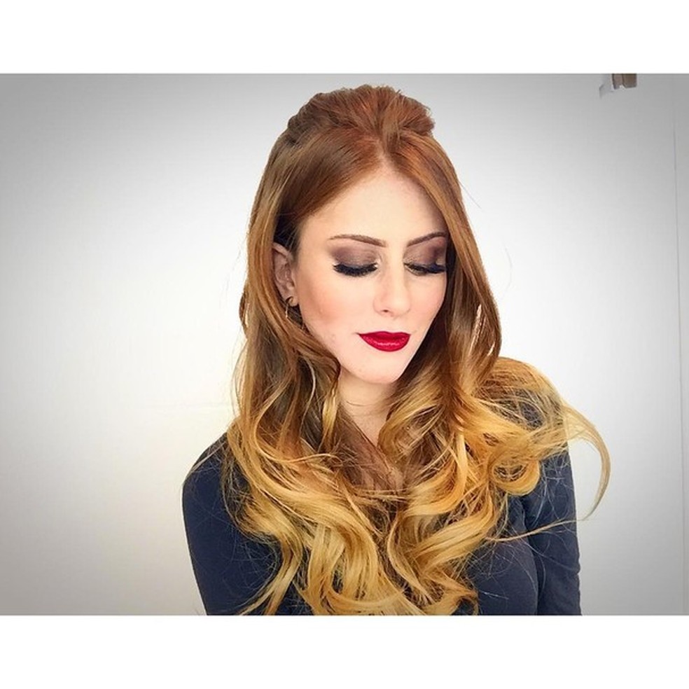 Mari Maria, o que a Youtuber de beleza tem? Descubra o talento!