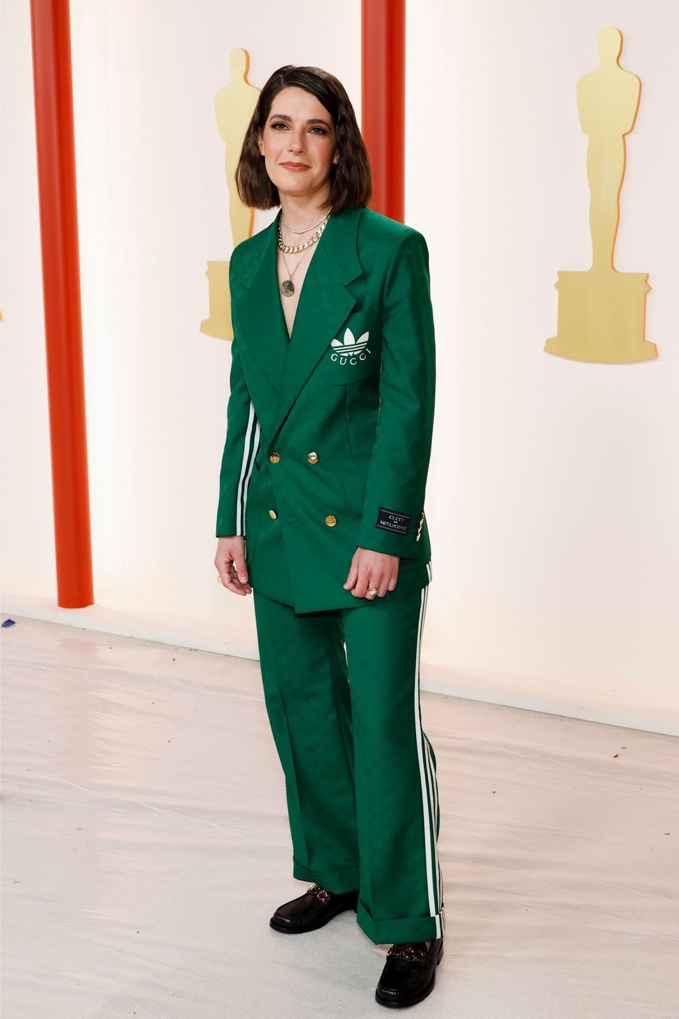 Mulheres ousam com terno na cerimônia e festa do Oscar 2023