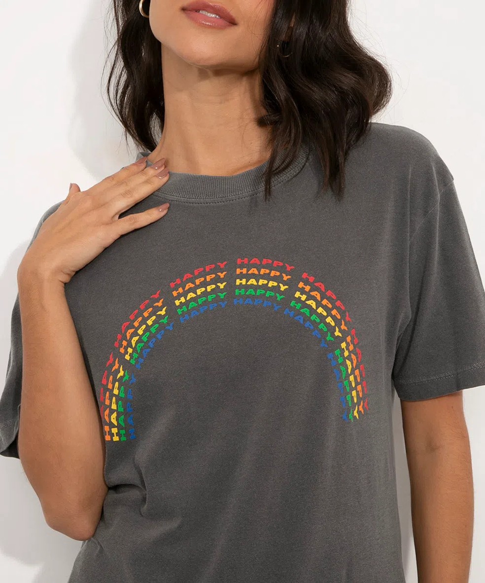 8 peças fashionistas para celebrar o orgulho LGBTQIA+