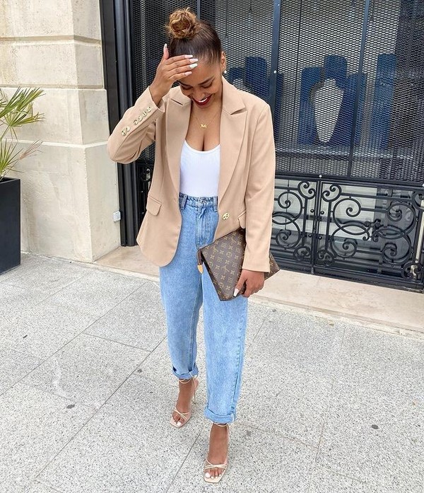 Mom jeans: 15 inspirações do modelo que voltou com tudo