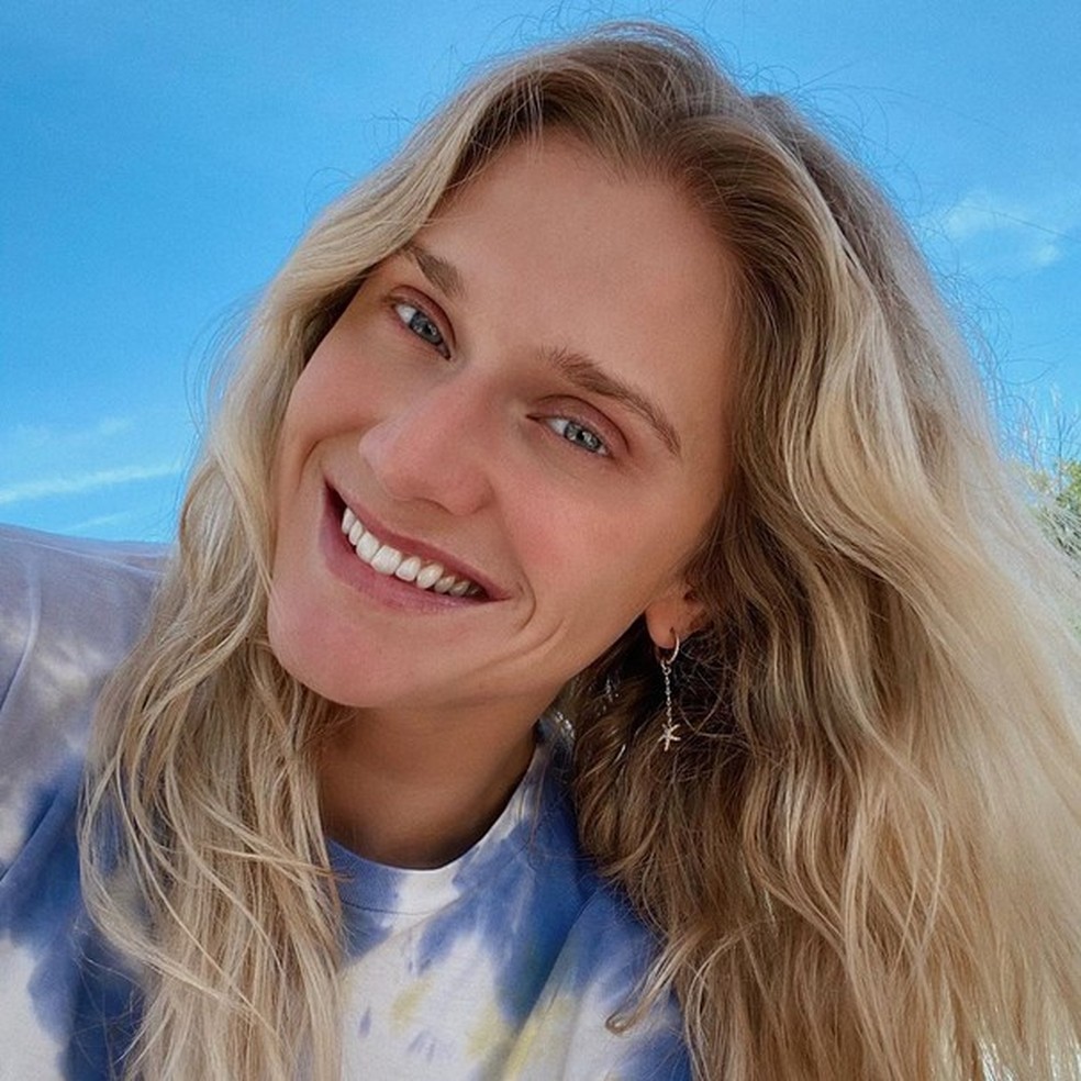 Em selfie perfeita, Celina Locks reflete: 'A vida é um presente'