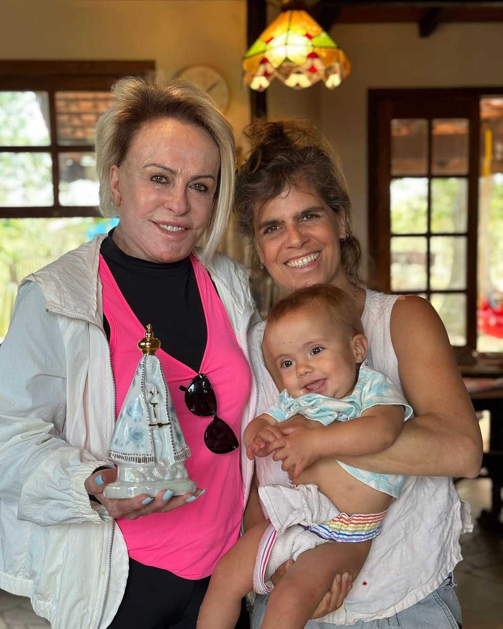 Filha de Ana Maria Braga se emociona com visita surpresa da mãe ...