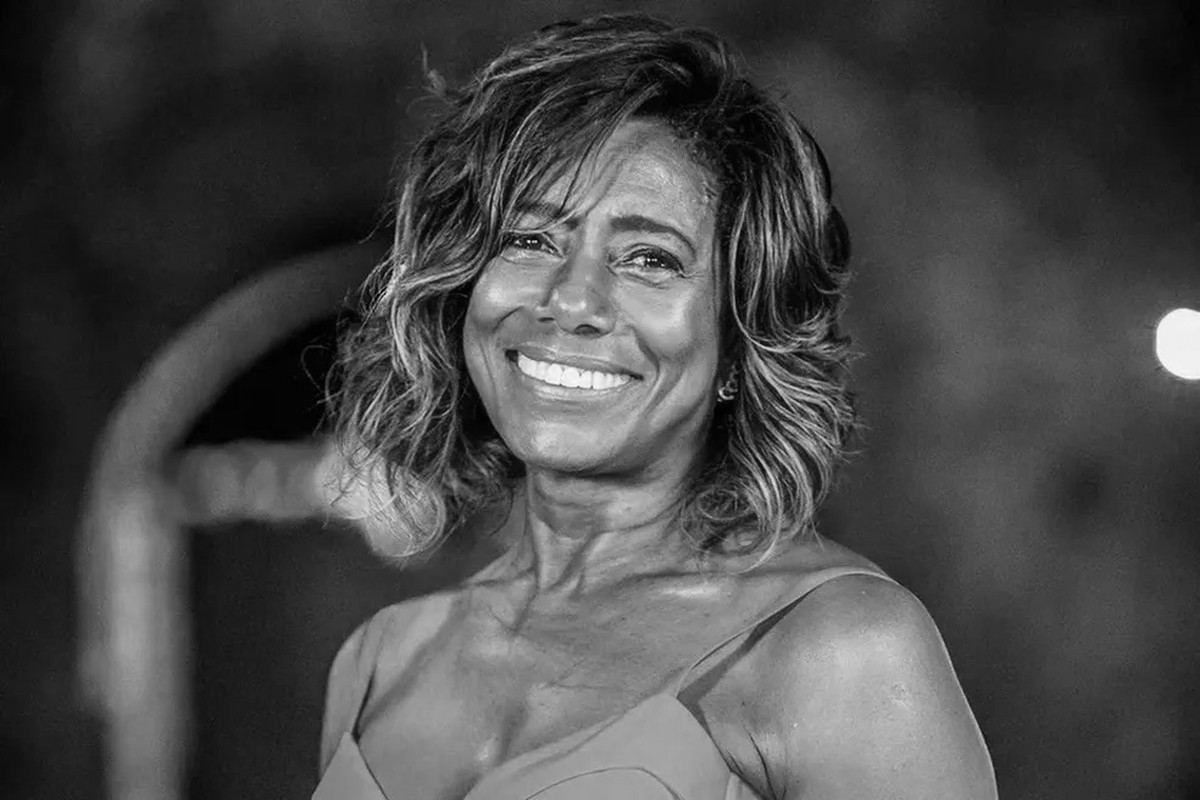 Glória Maria não fez revolução, mas é a própria revolução. Salve ...