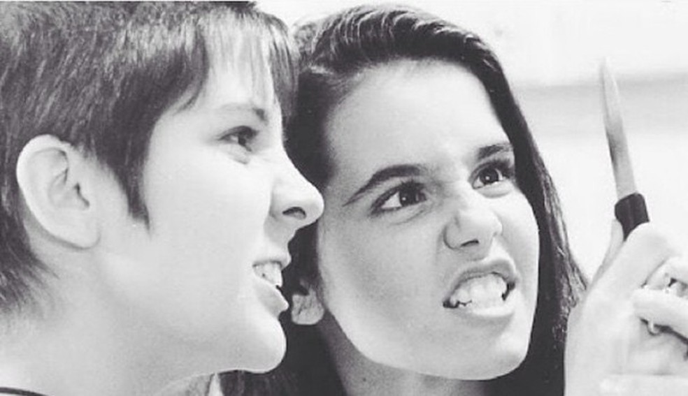 Deborah Secco relembra época de 'Confissões de Adolescente' com clique ...