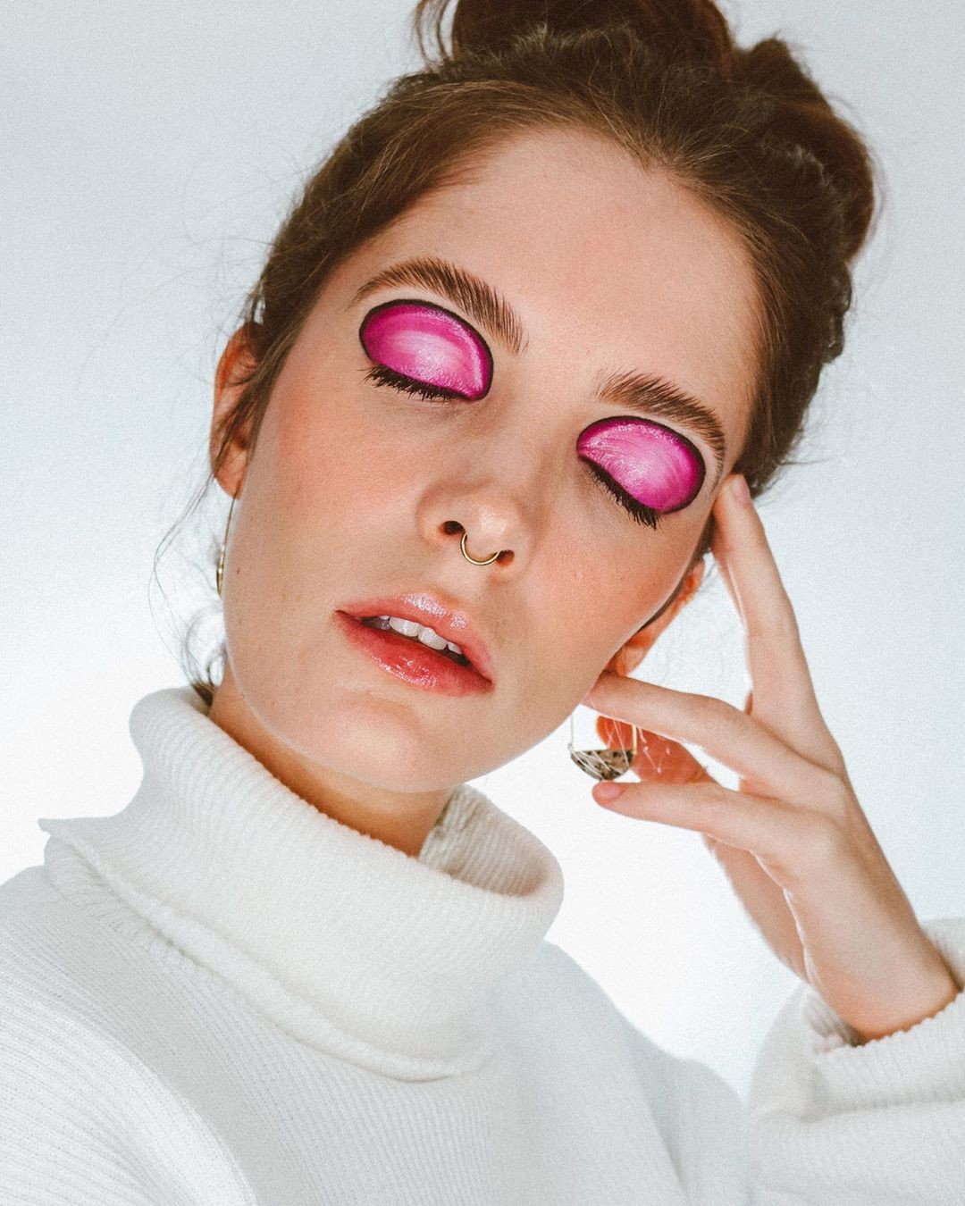 28 inspirações de make rosa para você arrasar no Geração Glamour