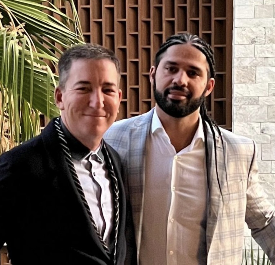 Glenn Greenwald fala de estado de David Miranda: 'As coisas pioraram'