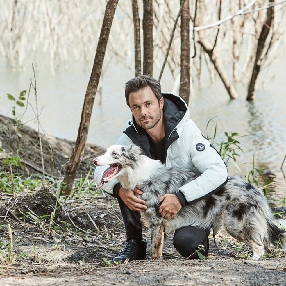 Kayky Brito faz ensaio e celebra natureza: 'É amor'