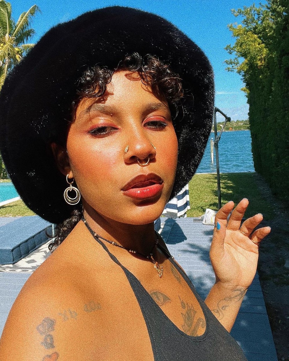 Você sabe quem é Tokischa? Conheça a rapper que beijou Madonna