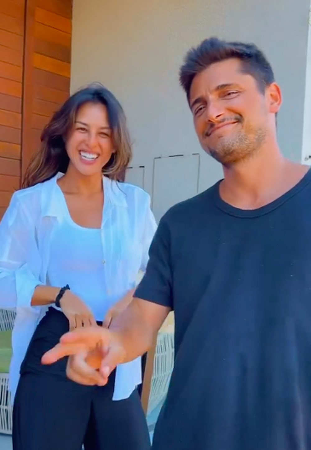 Famosos como Bruna Marquezine, Sasha Meneghel e Pocah 'invadem ...