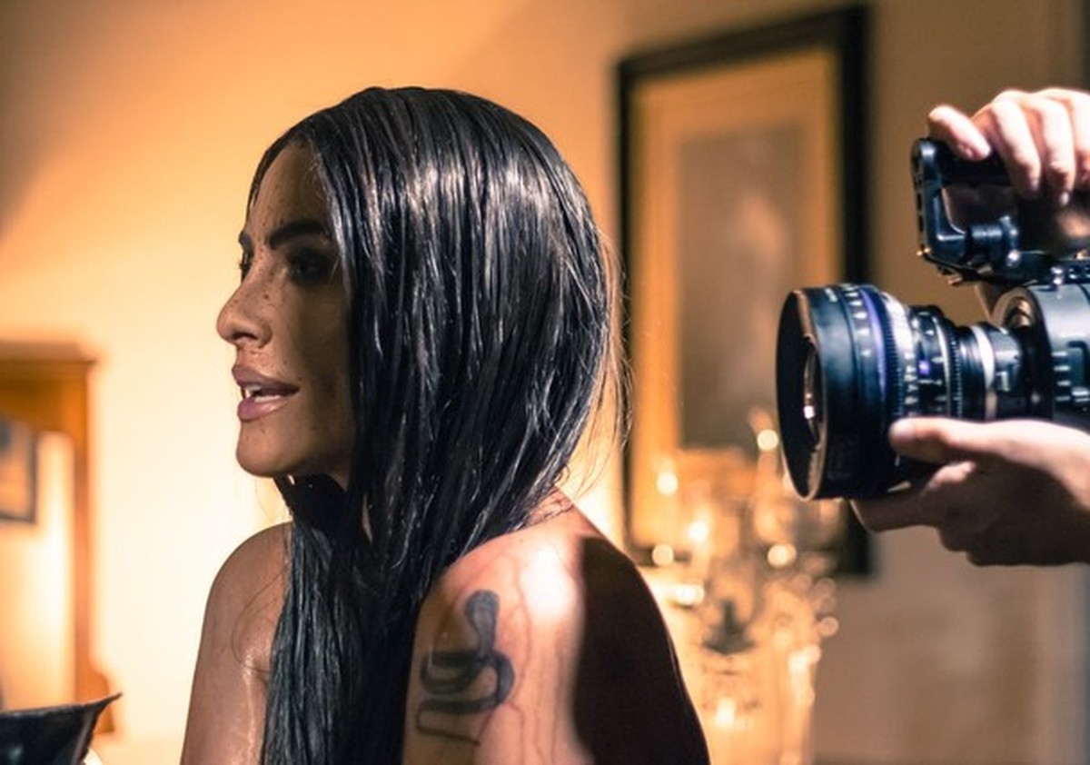 Cleo lança novo EP e clipe Trapped