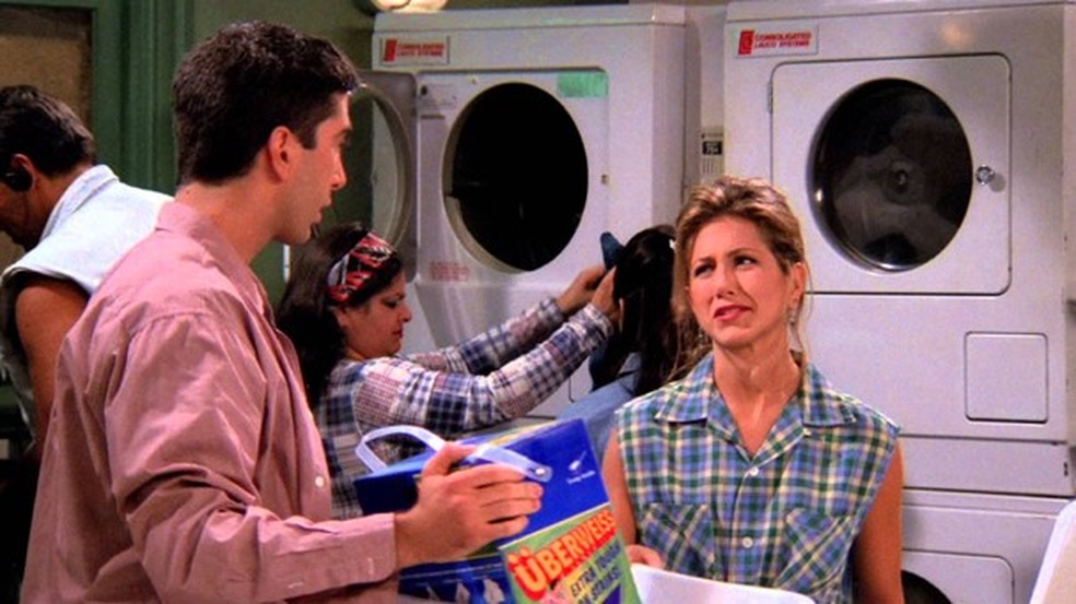 Como lavar roupas de fast fashion (pra durarem mais)