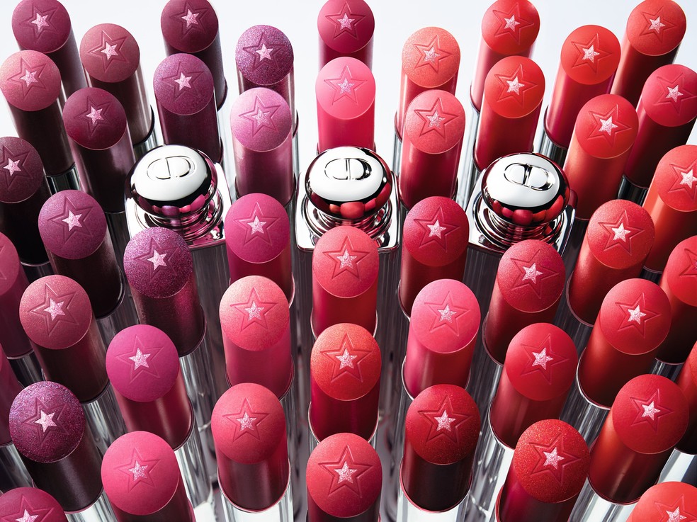 Shine, shine, shine! Dior lança batom e gloss com textura brilhante