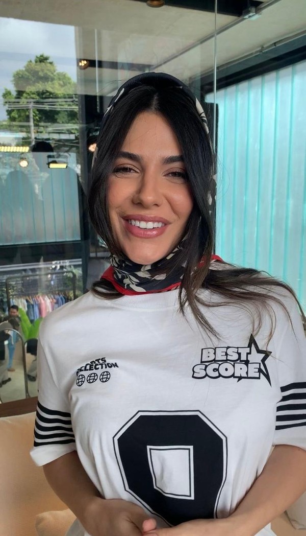 Com look fashionista, Jade Magalhães abre sobre o início de gravidez: 'Estou ótima'