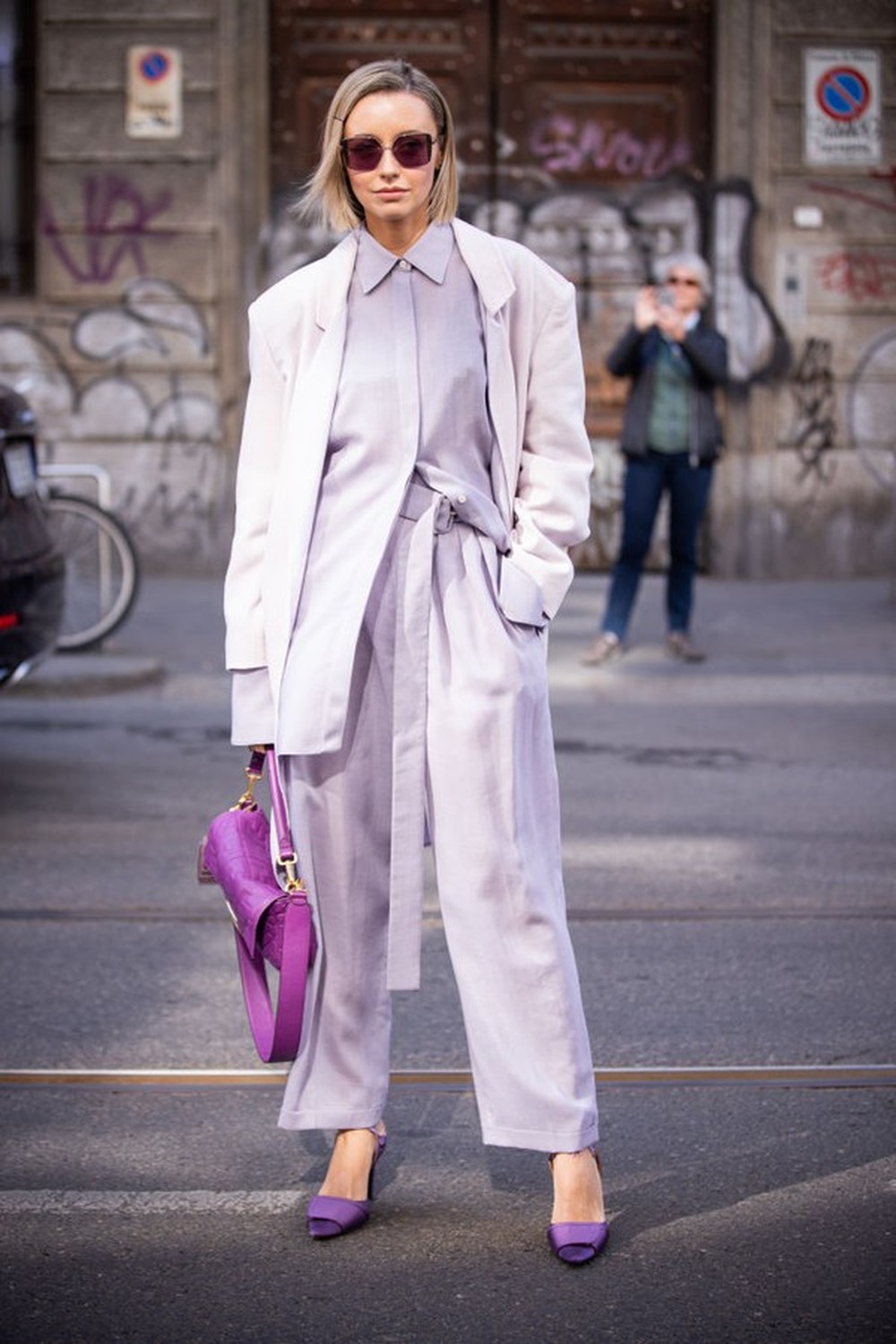 Lavanda: inspire-se nesta seleção de looks com a cor queridinha da estação