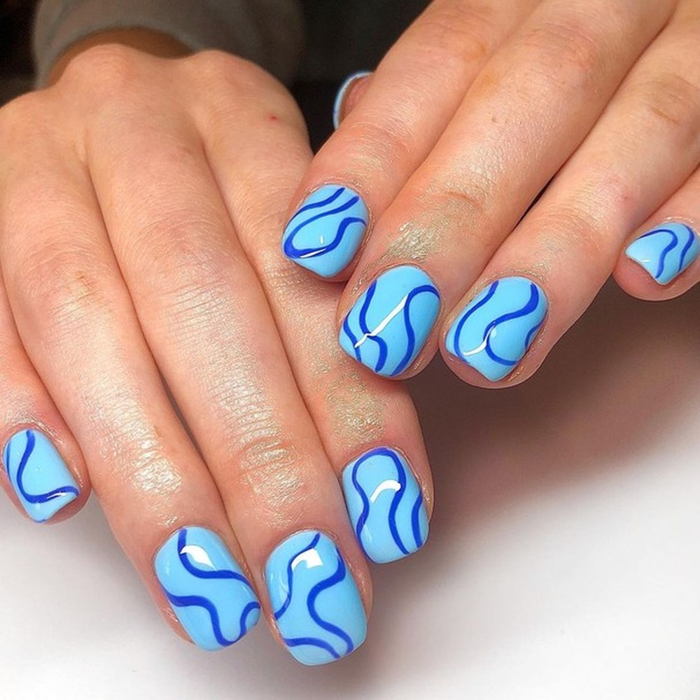 Unha azul: 36 inspirações de esmaltes e nail arts para copiar já