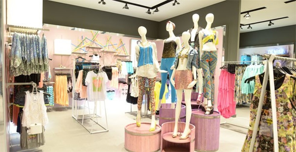 Exclusivo! Veja todos os detalhes da TOPSHOP no Brasil